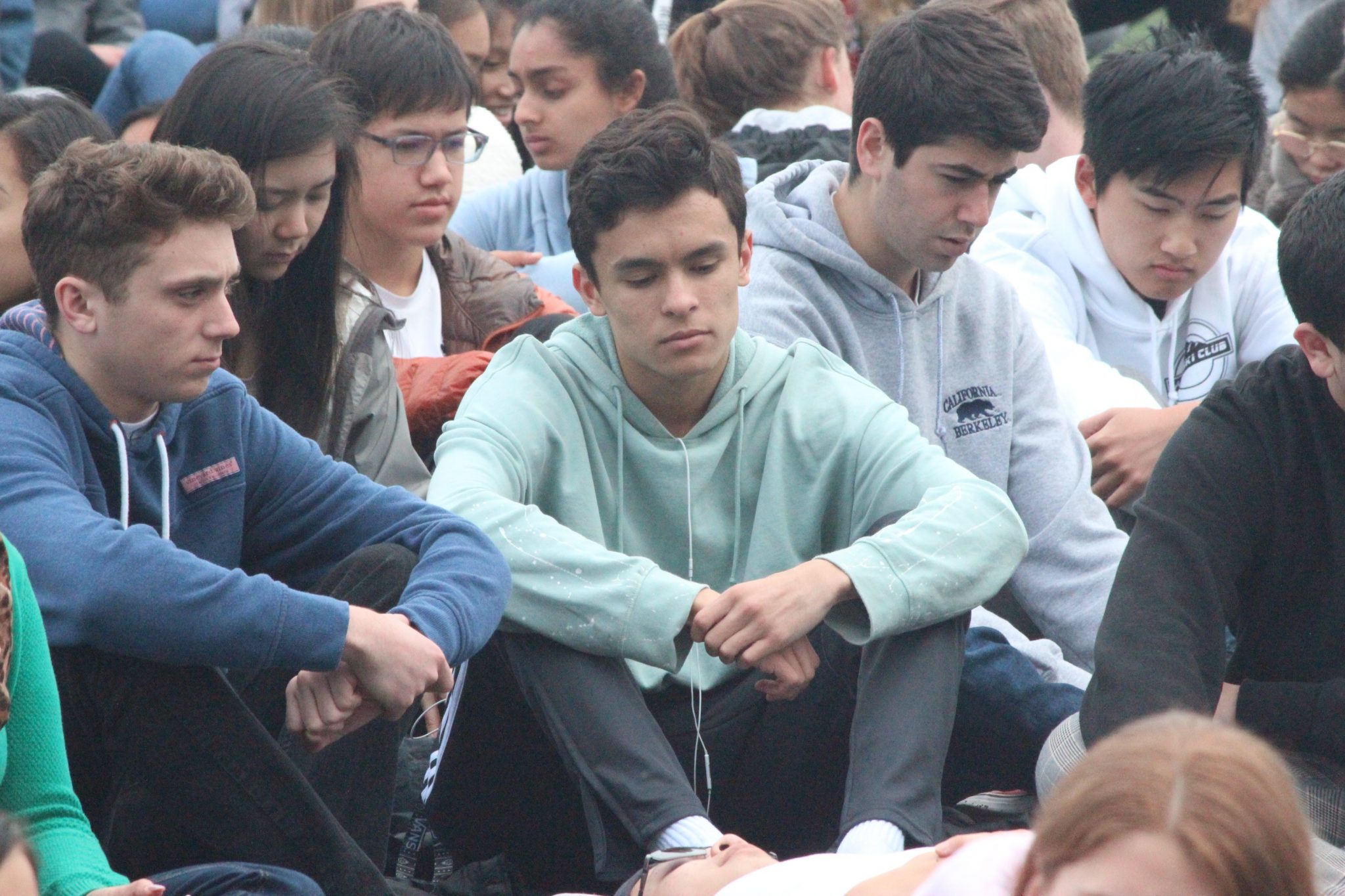 Photos from the Walkout to End School Violence March 14 – The Aragon ...